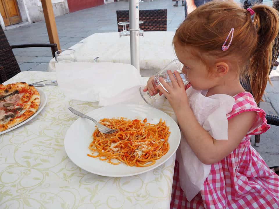 101 Essential Italy travel tips - culture, food, wine, money and more